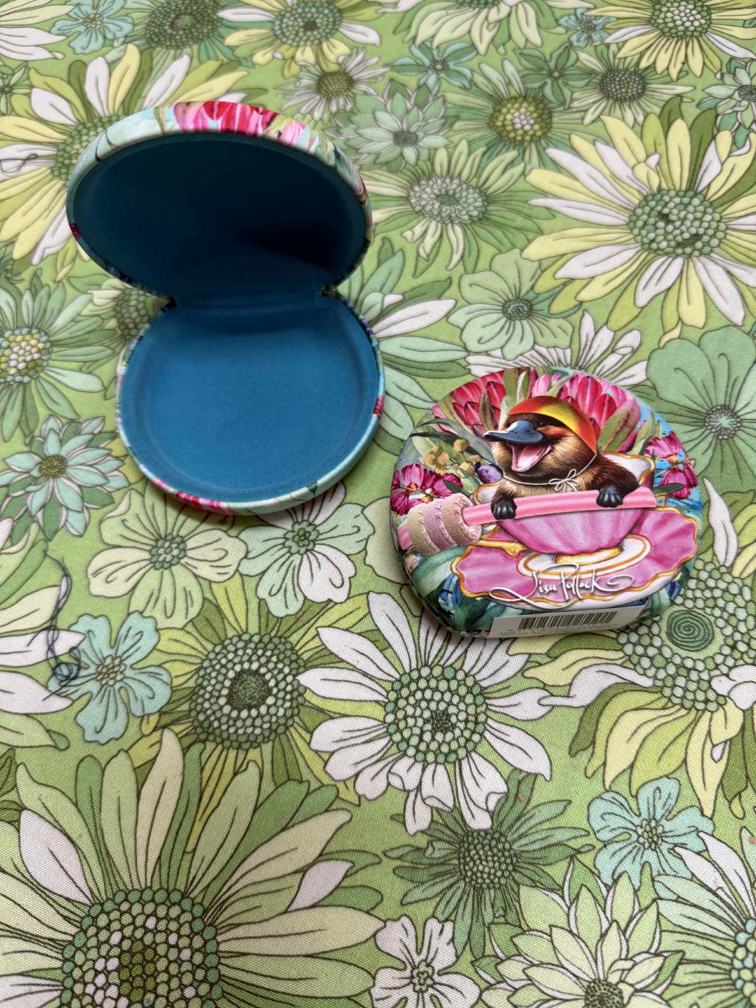 Lisa Pollock Travel Case - Lifesaver Platypus – Country SewNSew