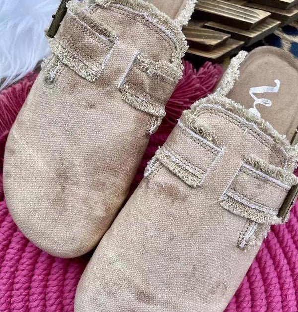 Slip on shoe, women's canvas - Tan – Country SewNSew